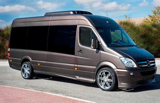 Sprinter Mercedes Benz Mini Van Gold - Upscale CharterUpscale Charter